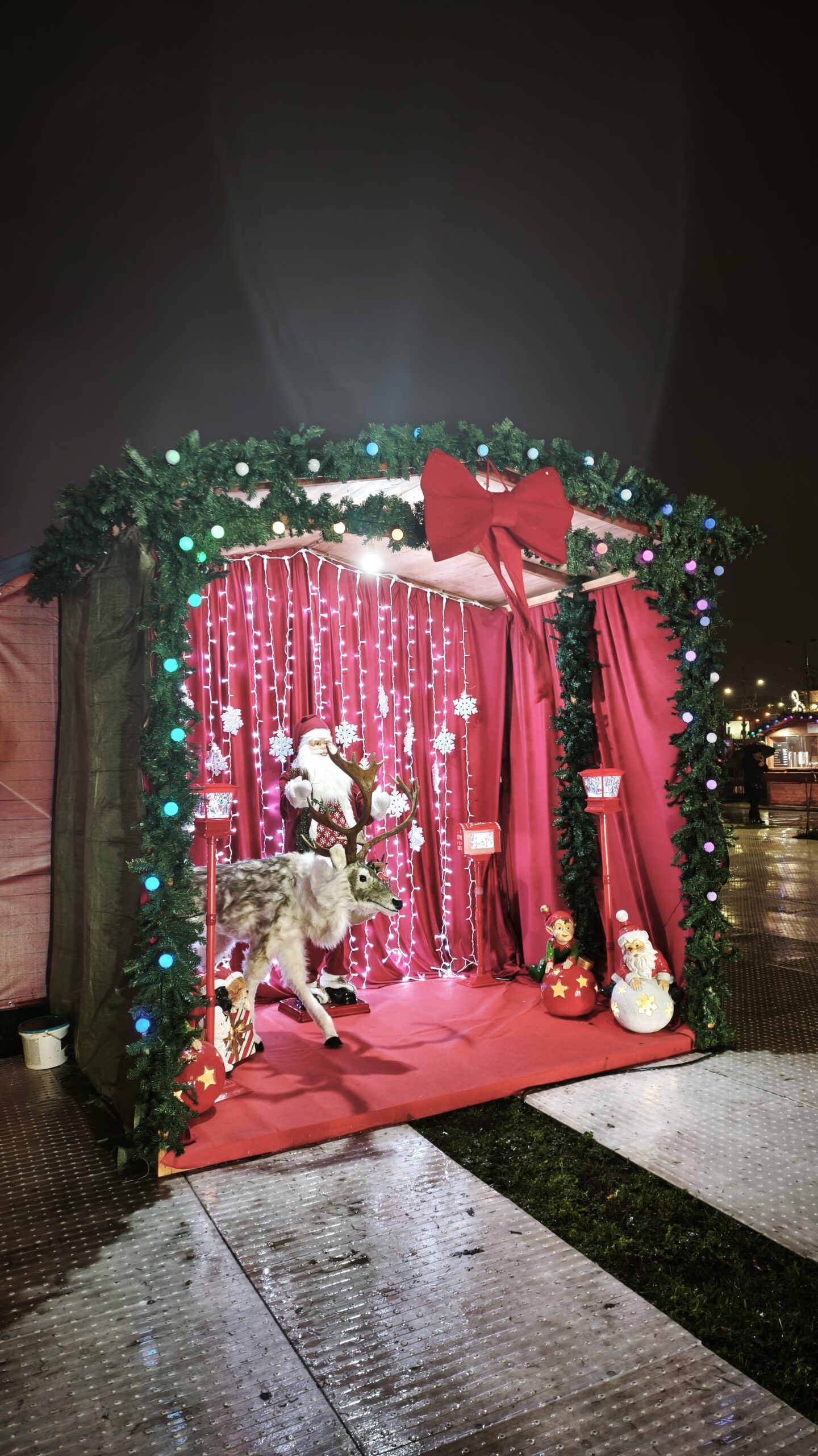 Bucharest Opera Christmas Market 2025 - Christmas Fair by the National ...