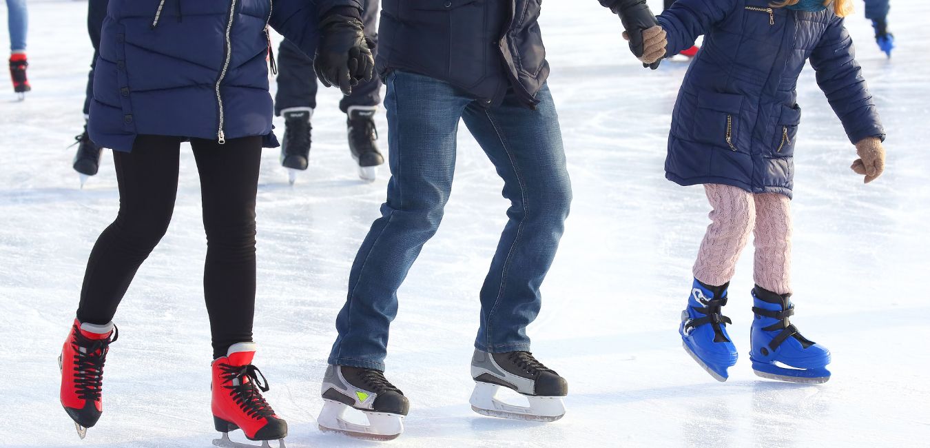 The Land of Ice - Taramul de Gheata Christmas Market in Lumea Copiilor ...