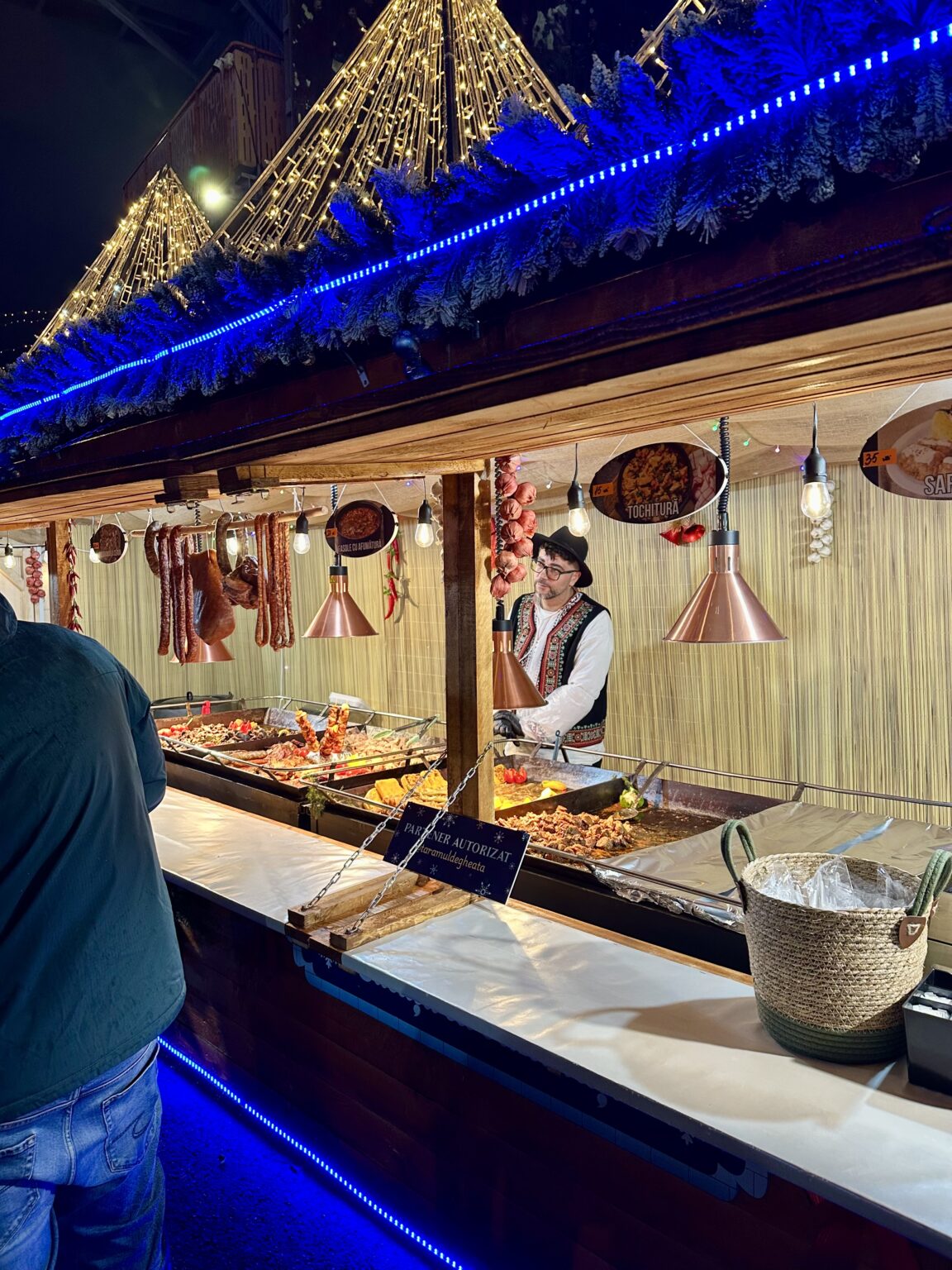 The Land of Ice - Taramul de Gheata Christmas Market in Lumea Copiilor ...